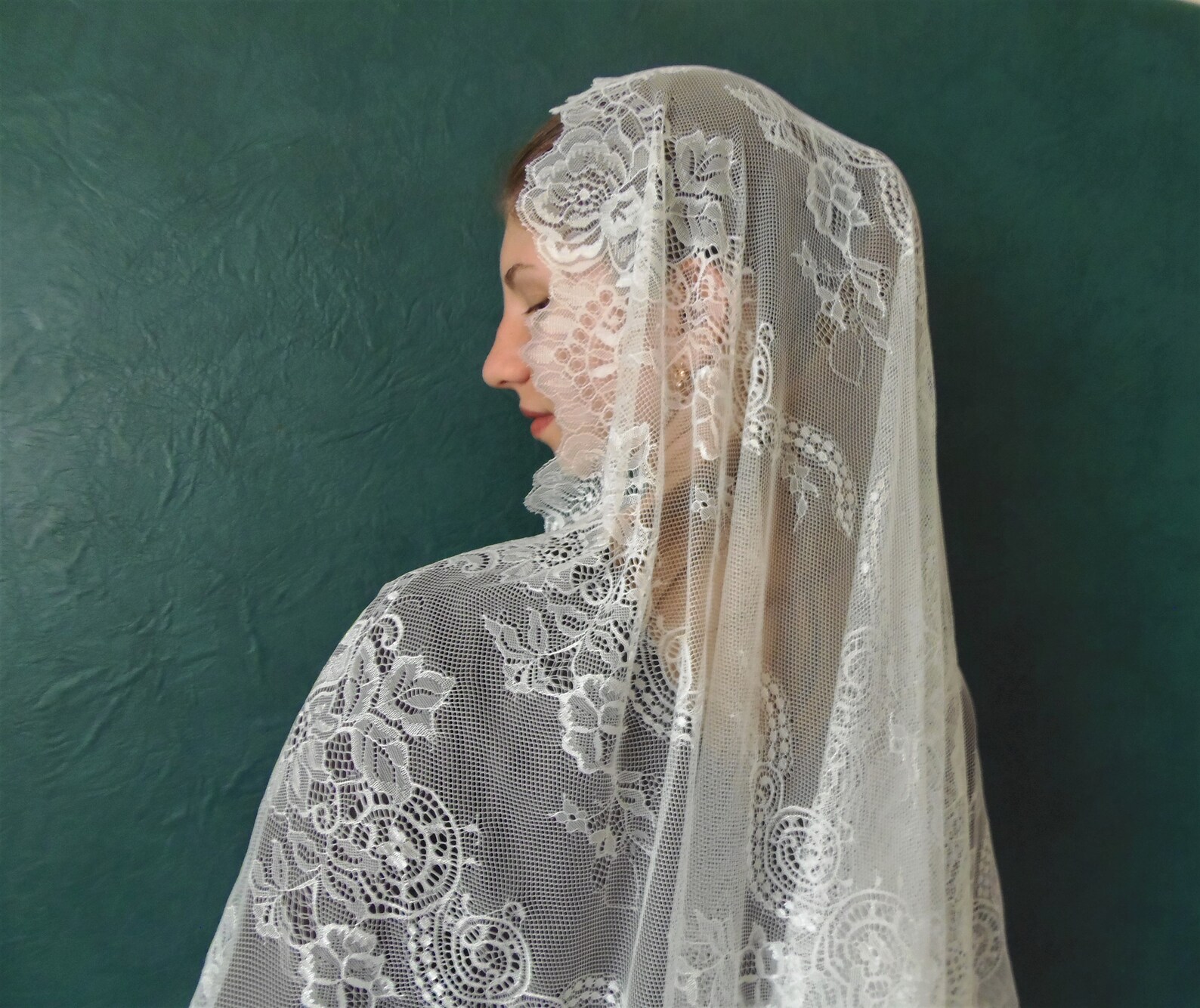 Veil Lace Mantilla Church Veil Ivory Chapel Veil for Mass | Etsy