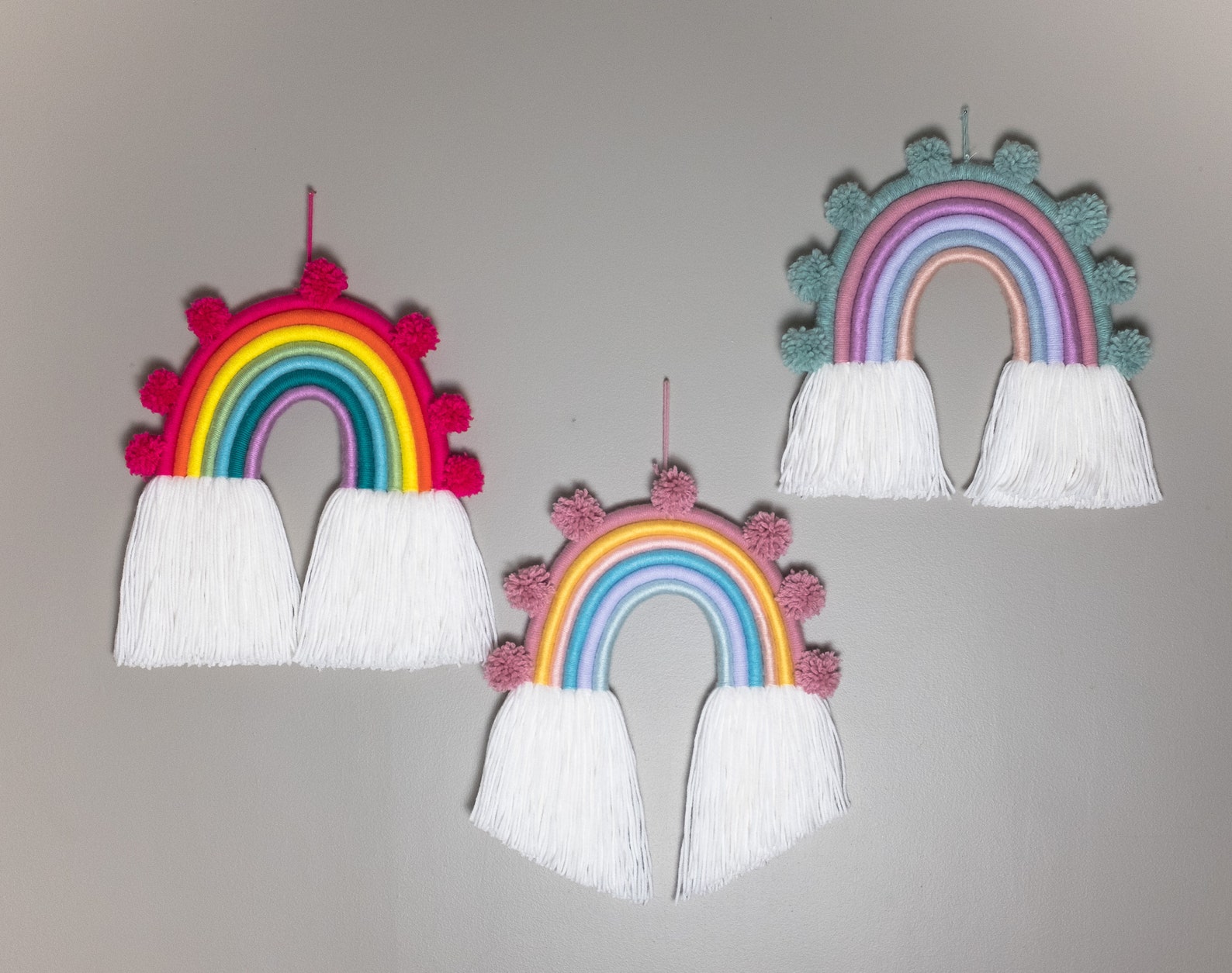 Large Pom Pom Pastel Rainbow Fiber Wall Hanging / Beautiful Rainbow ...