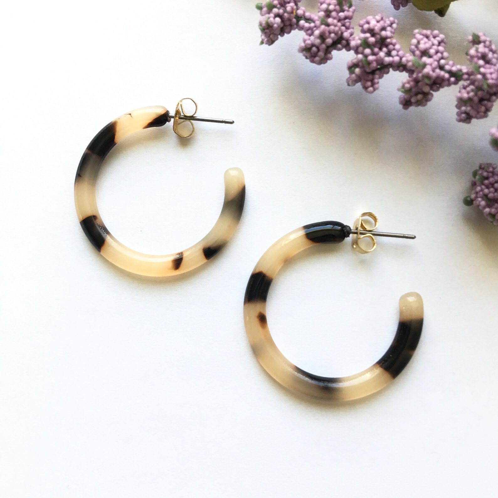 Brea Ash Blonde Tortoise Hoop Earrings Tortoise Shell Hoop - Etsy