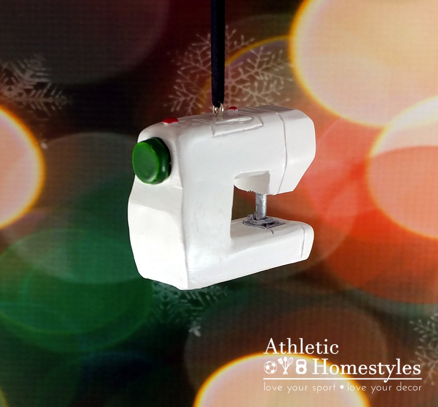 Sewing Machine Ornament / Classic Holiday Decor / Seamstress Christmas ...