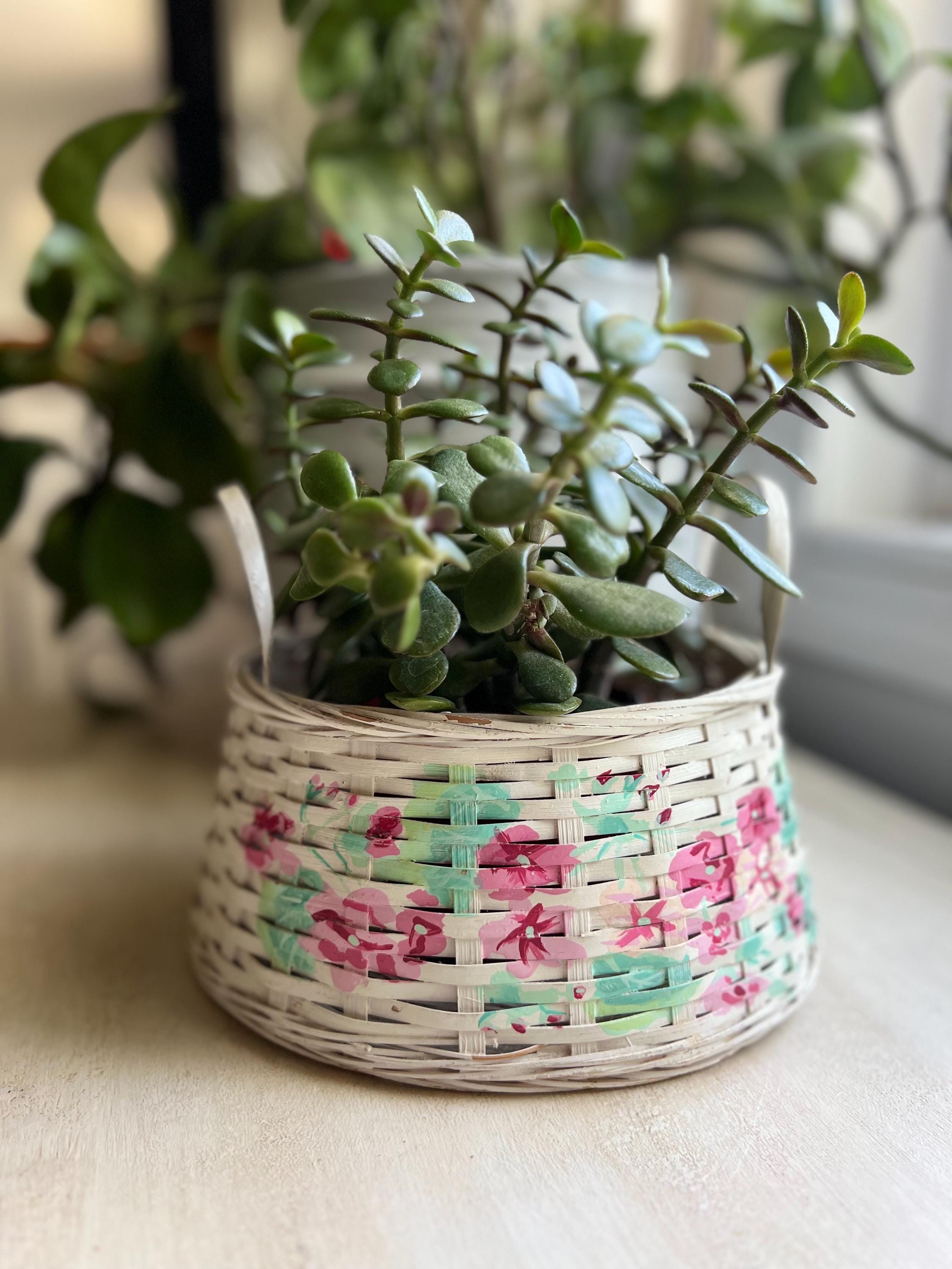 Vintage White Cottagecore Basket / Coquette / Floral / White Wicker ...