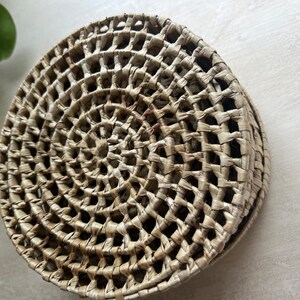 Set of 2 Vintage Wicker Cowrie Shells Woven Sweetgrass Baskets Trinket ...