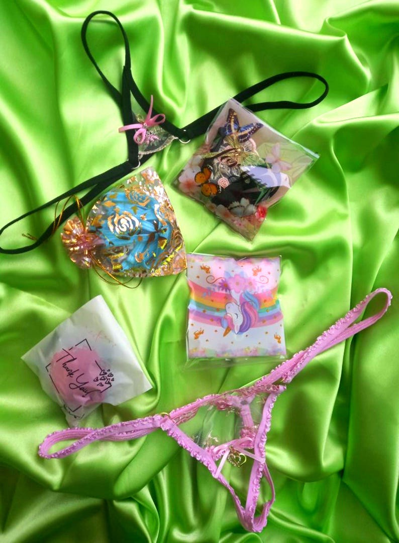 Purple Floral Open Front Lace Micro String Thong – Gold Chain, Black ...