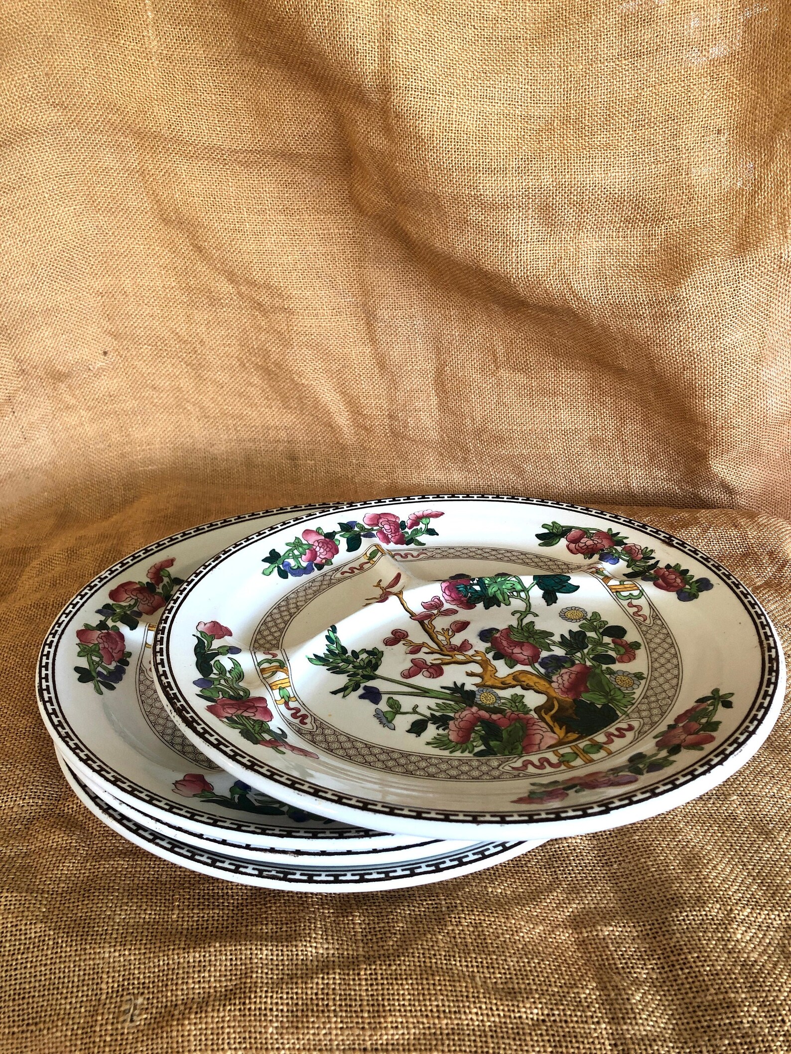 4 Booths Indian Tree Grill Plates England, 50s - Etsy