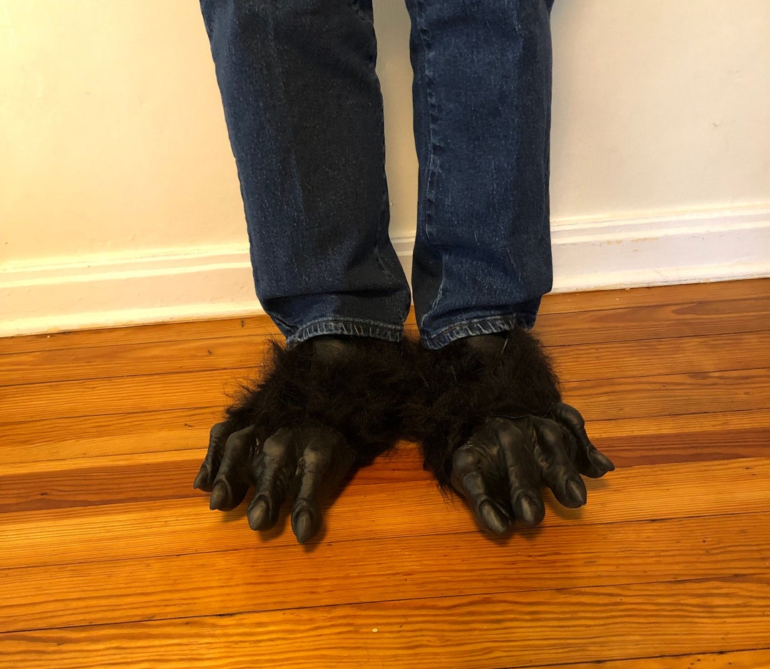 Black Beast Clawed Feet Werewolf Animal Adult Shoe Covers Halloween ...