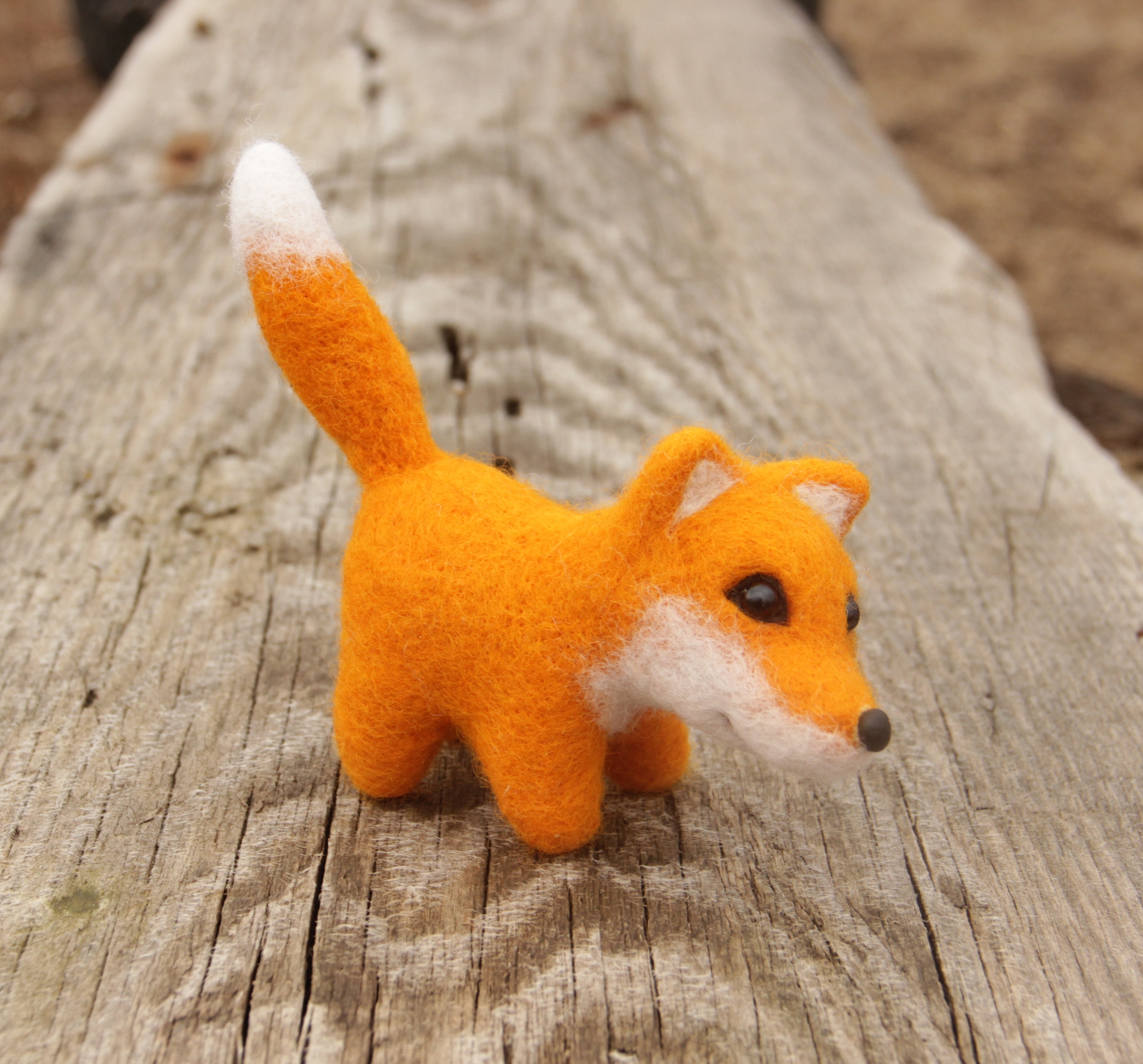 Felted fox / Beautiful fox/ Fox felt sculpture/ Handmade toy | Etsy