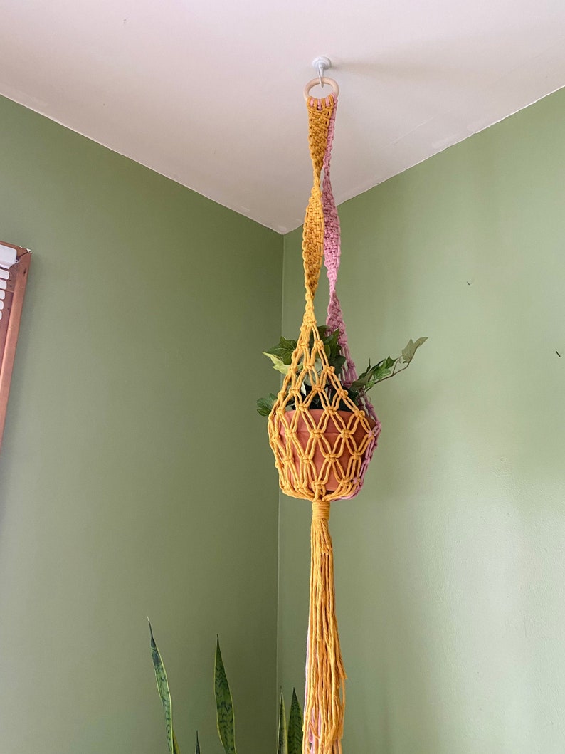 Macrame Plant Hanger- TWISTED - Etsy