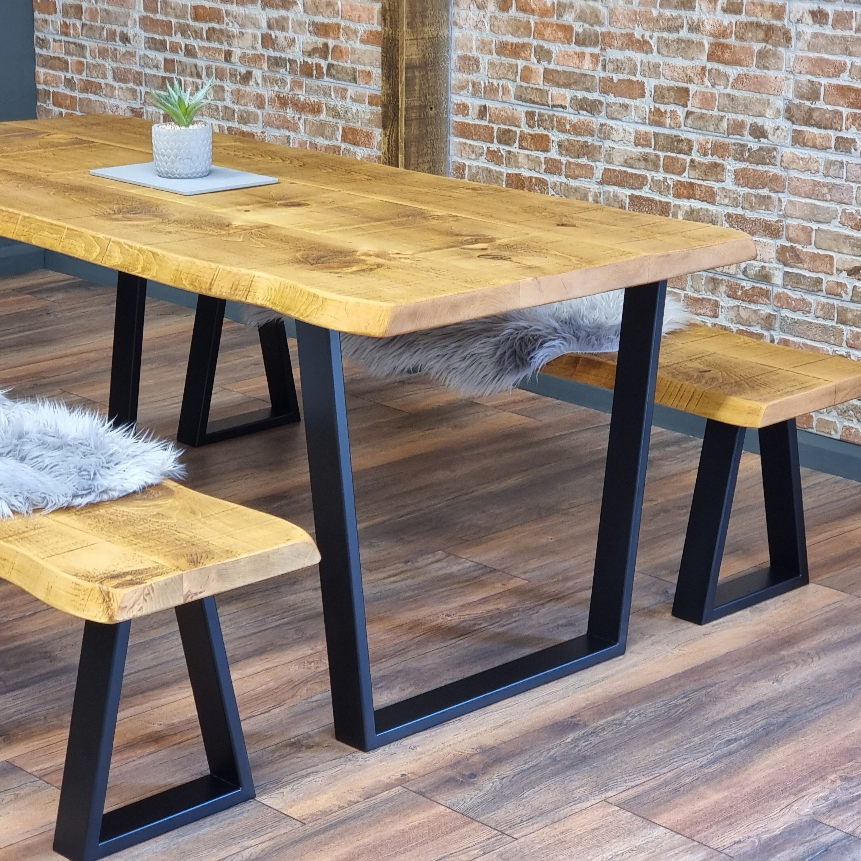 Live Edge Dining Table V and TRAPEZIUM FRAME LEGS Industrial - Etsy UK