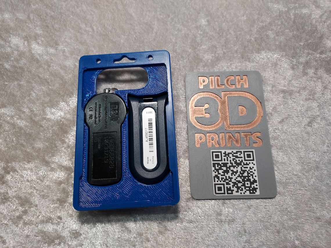 Combination Safenet Etoken Pass and RSA Securid (1-3) Badge Holder ...