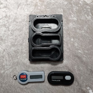 Tri-fold 2 RSA 1 Safenet OTP 110 Badge Holders (multi Color Options ...