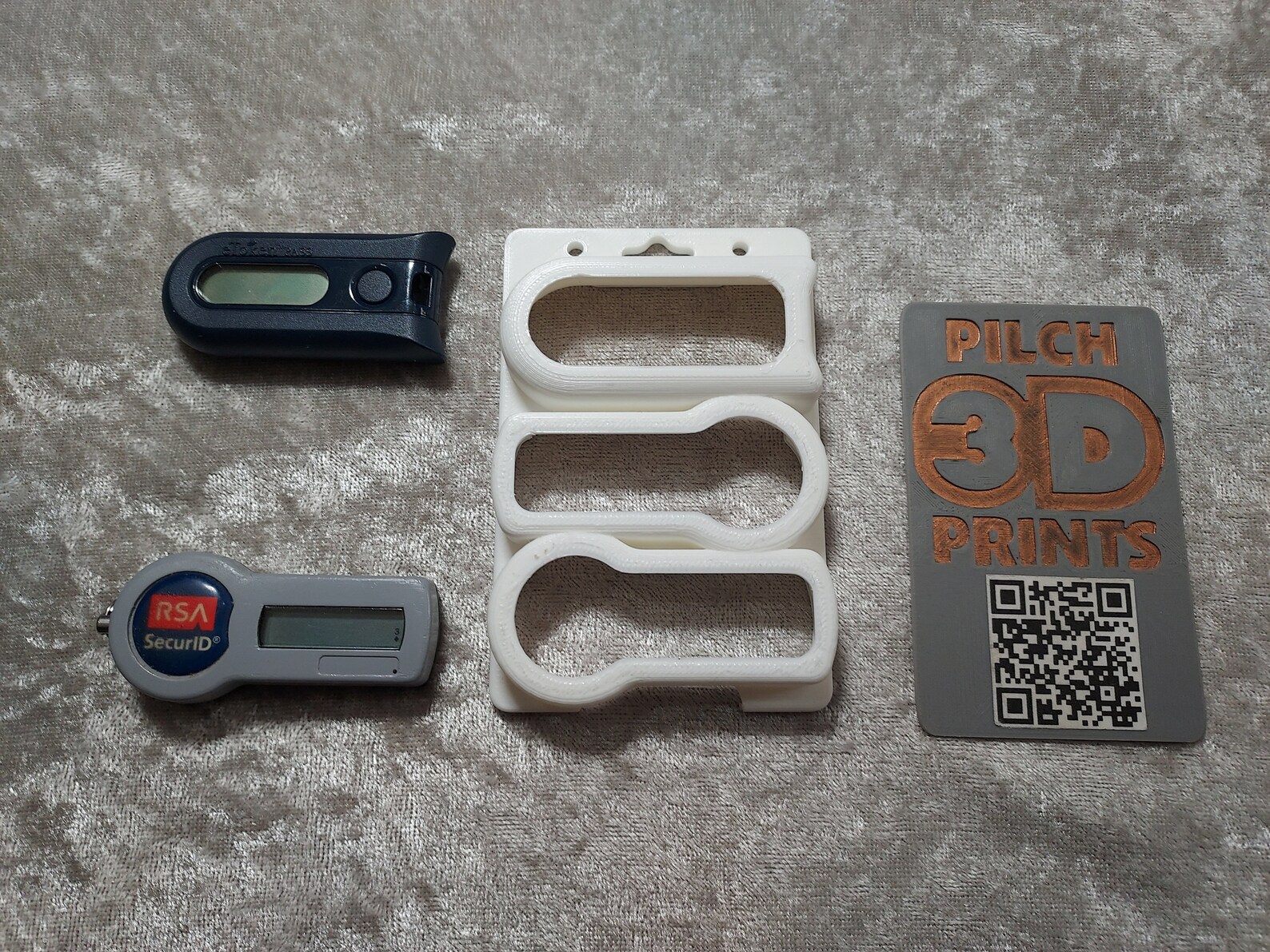 3D Printed Safenet Etoken Pass and 2 RSA Secureid (1-3) Badge Holders ...