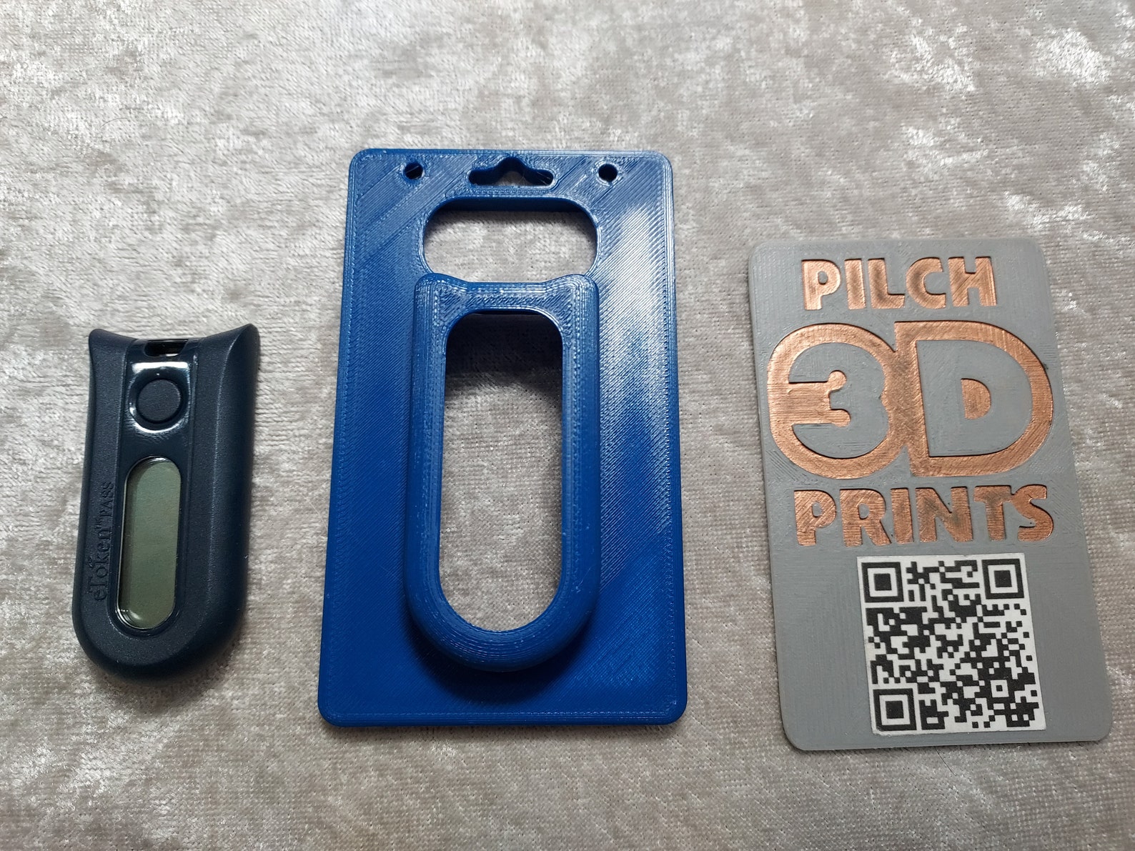 3D Printed Safenet Etoken Pass 1-3 Badge Holder multiple | Etsy