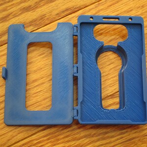 3D Printed Folding RSA Badge Holder Multiple Badge Options | Etsy