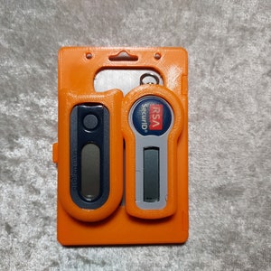 Folding Combination Safenet Etoken Pass and RSA Securid (2-4) Badge ...