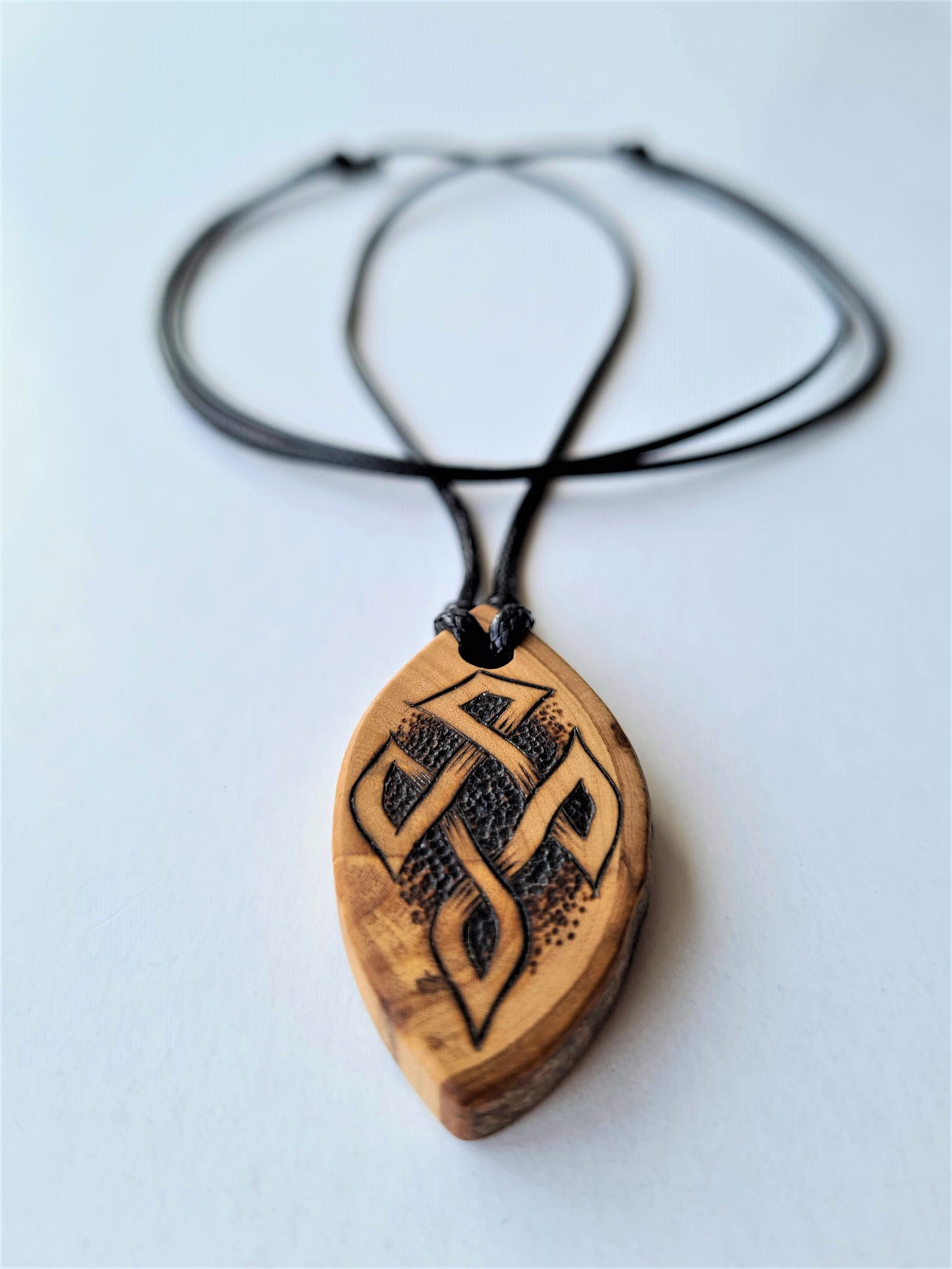 Celtic Knot Wood Necklace, Shaman Amulet, Pagan Jewelry, Pyrography Art ...