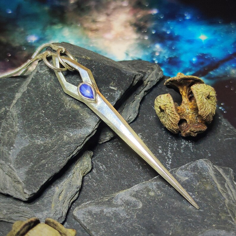 Forged Star, Silver and Blue Star Sapphire: "shaula" of Scorpio - Etsy