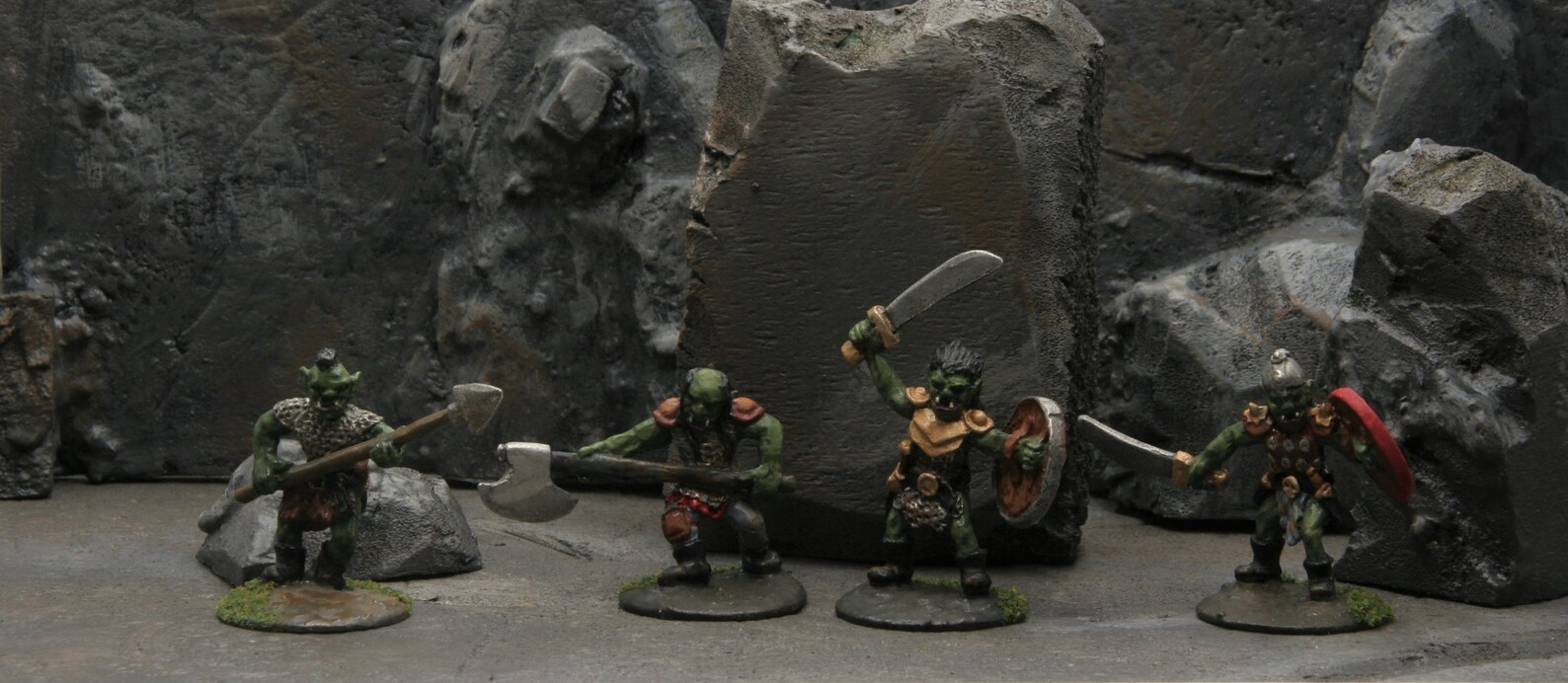 Orc Gang With 4 Different Orcs Unpainted Mini 28mm - Etsy Israel