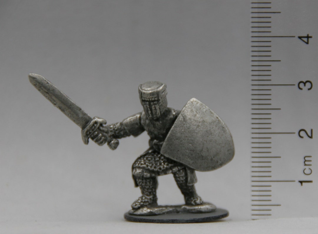 Fighter in Bucket Helm With Sword Mini, 28mm Scale,tabletop RPG ...