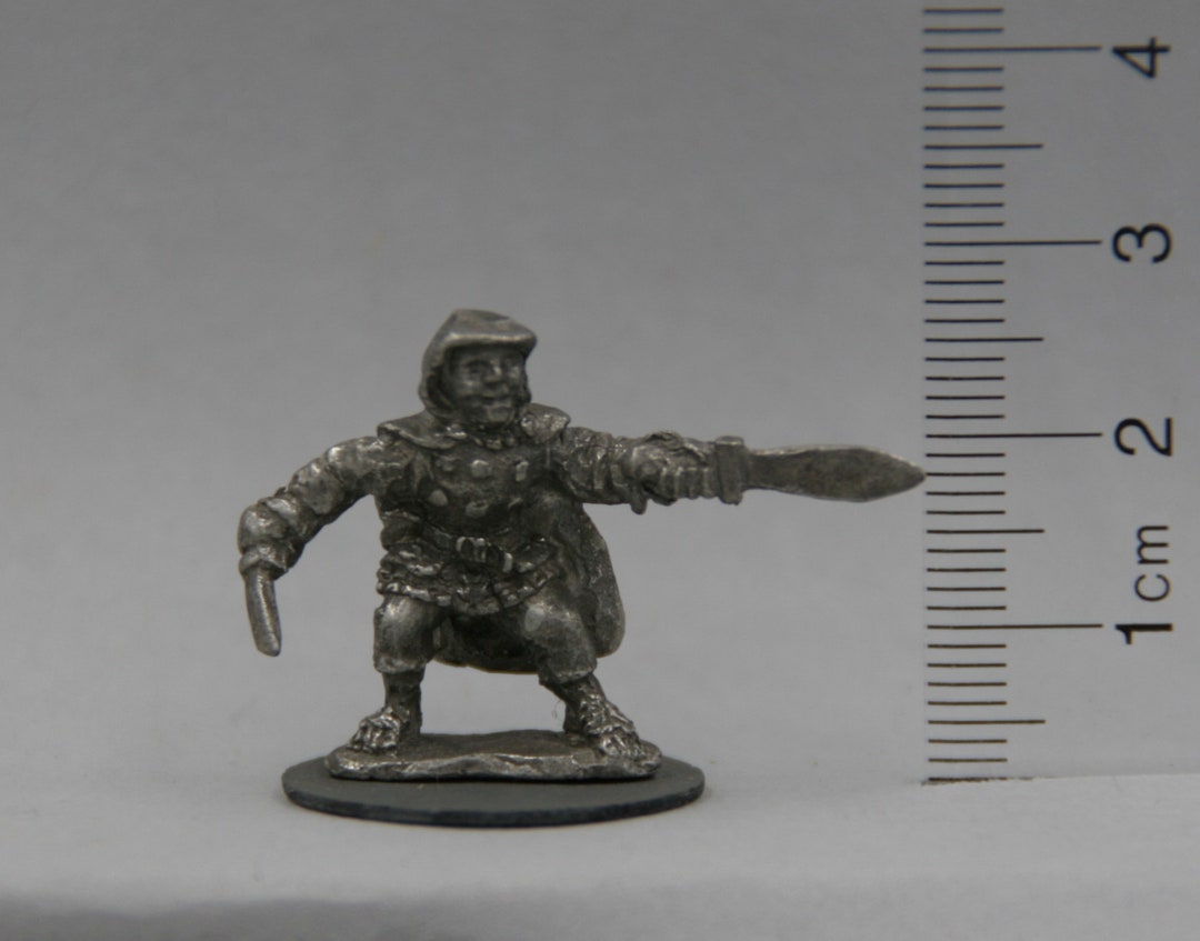 Halfling Rogue With Studded Leather Unpainted Mini, 28mm Scale,tabletop ...