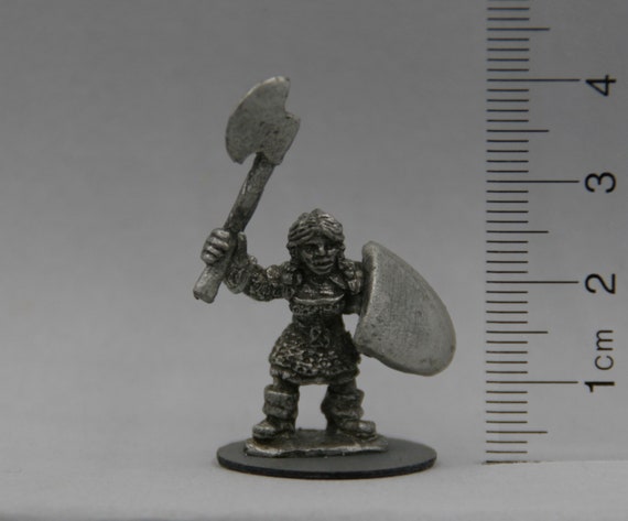 Female Dwarf Fighter with Axe unpainted mini 28mm | Etsy