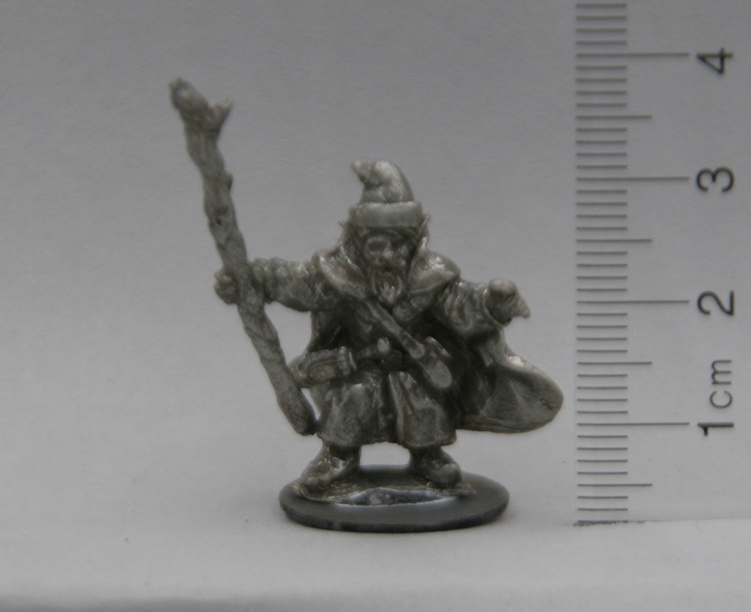 Gnome Wizard Mini, 28mm Scale,tabletop RPG Miniature, D&D Figurines ...