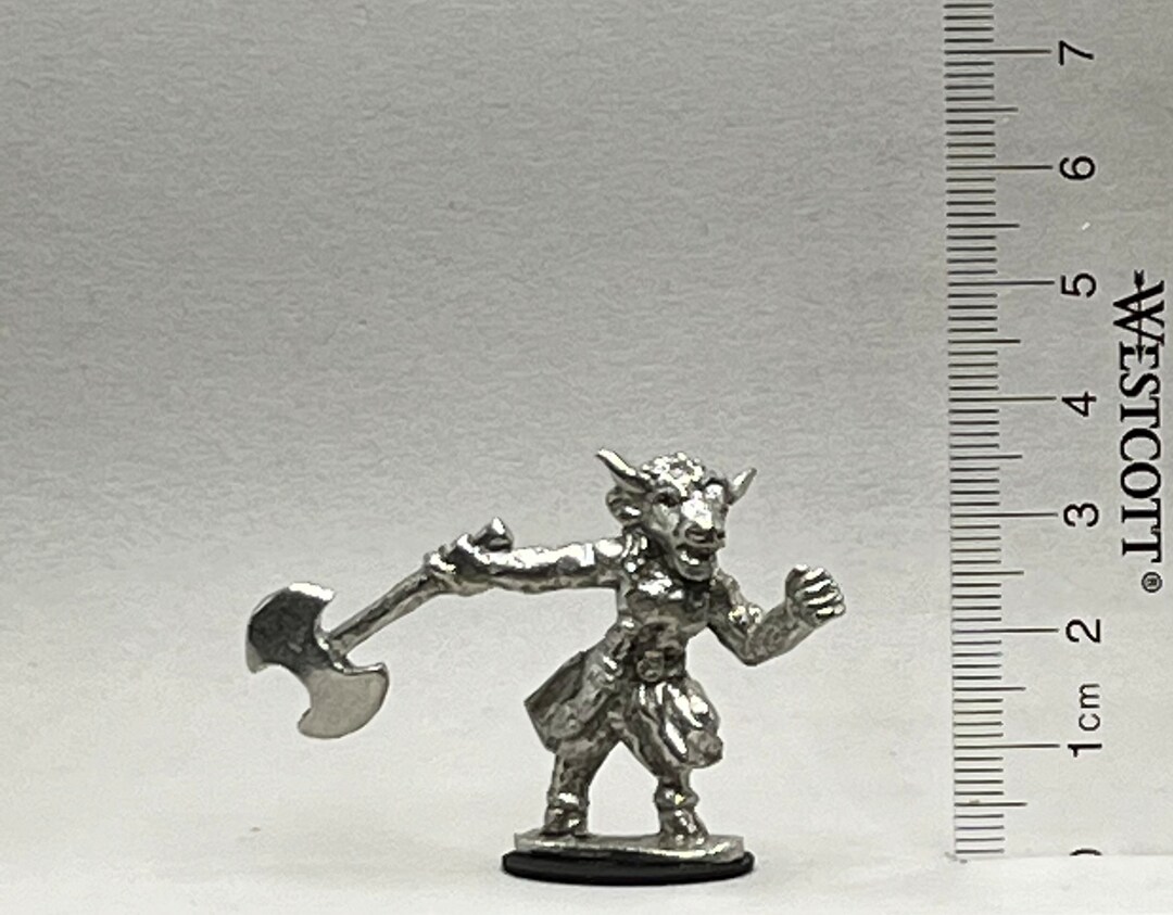 Minotaur With Axe Mini, 28mm Scale,tabletop RPG Miniature, D&D ...