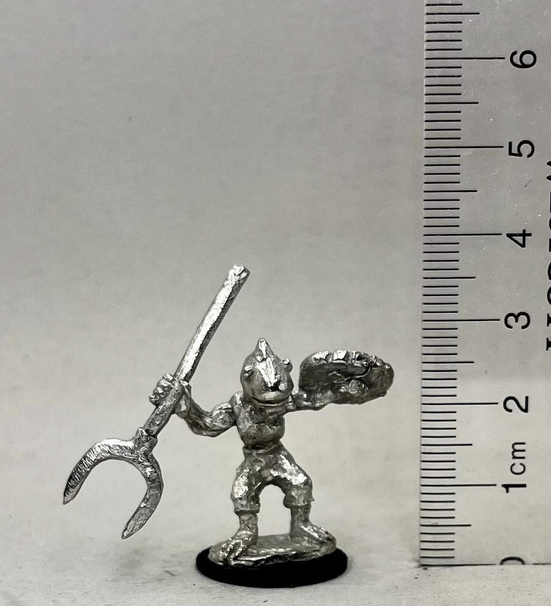 28mm Fish Person With Trident, Koatoa, Unpainted Mini, 28mm Scale ...