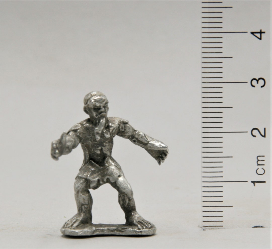 Zombie/ghoul Attacking, Unpainted Mini, 28mm Scale,tabletop RPG ...