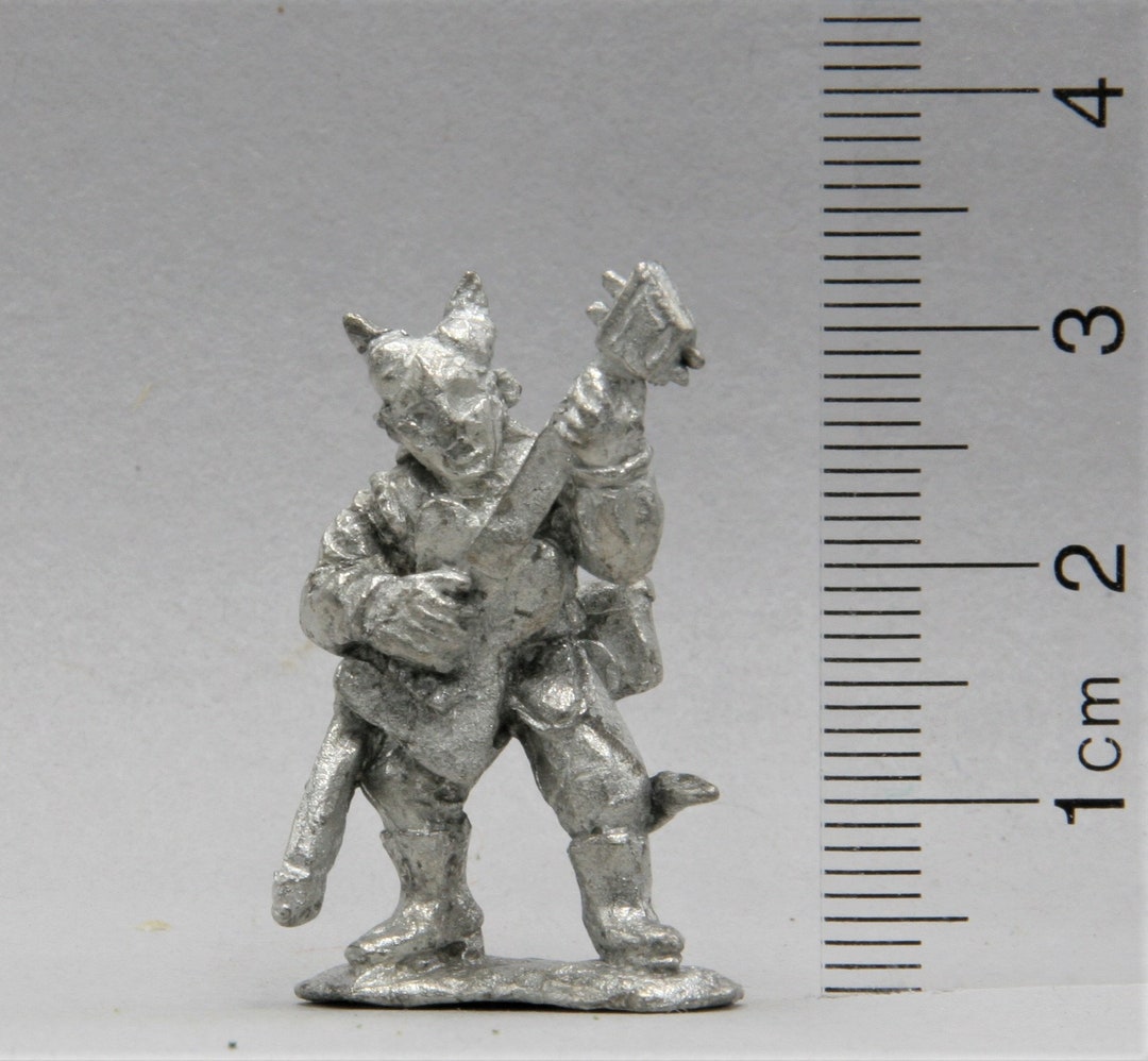 Tiefling Bard Mini, 28mm Scale,tabletop RPG Miniature, D&D Figurines ...