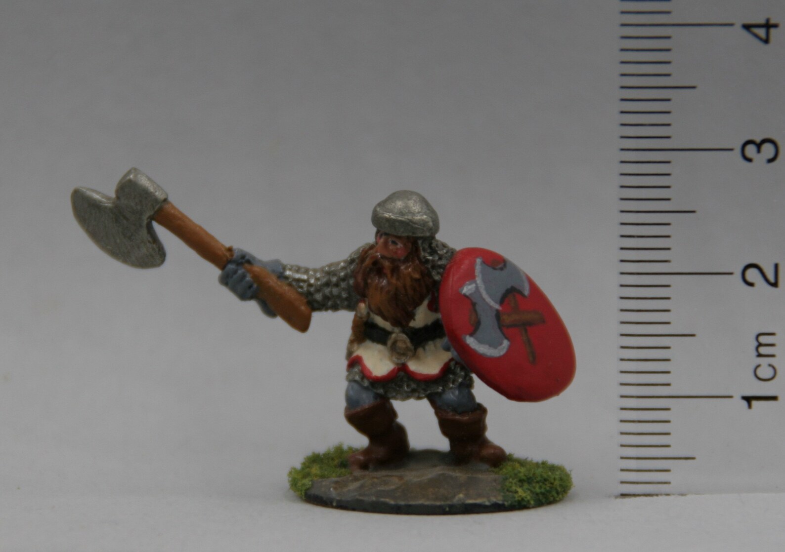 28mm Dwarf Fighter Attacking With Axe Unpainted Mini 28mm | Etsy