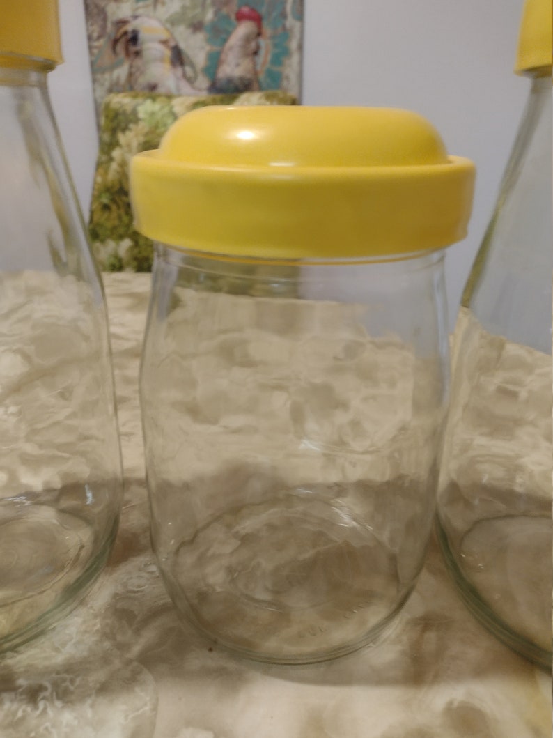 Set of 3 Vintage Carlton Glass Jars With Yellow Lids - Etsy