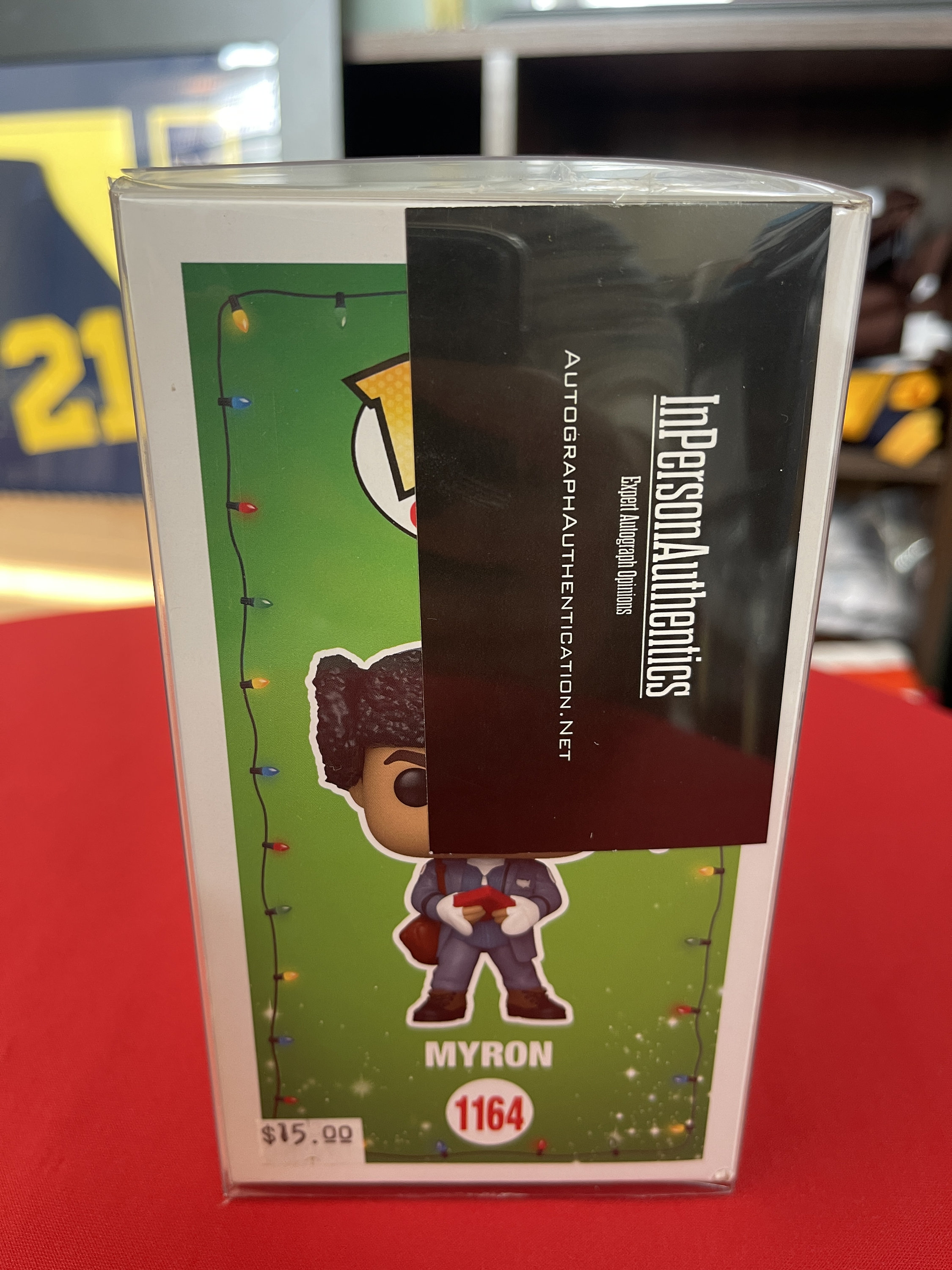 Funko Pop Jingle All the Way: Myron 1164 Autographed by Sinbad Mint ...