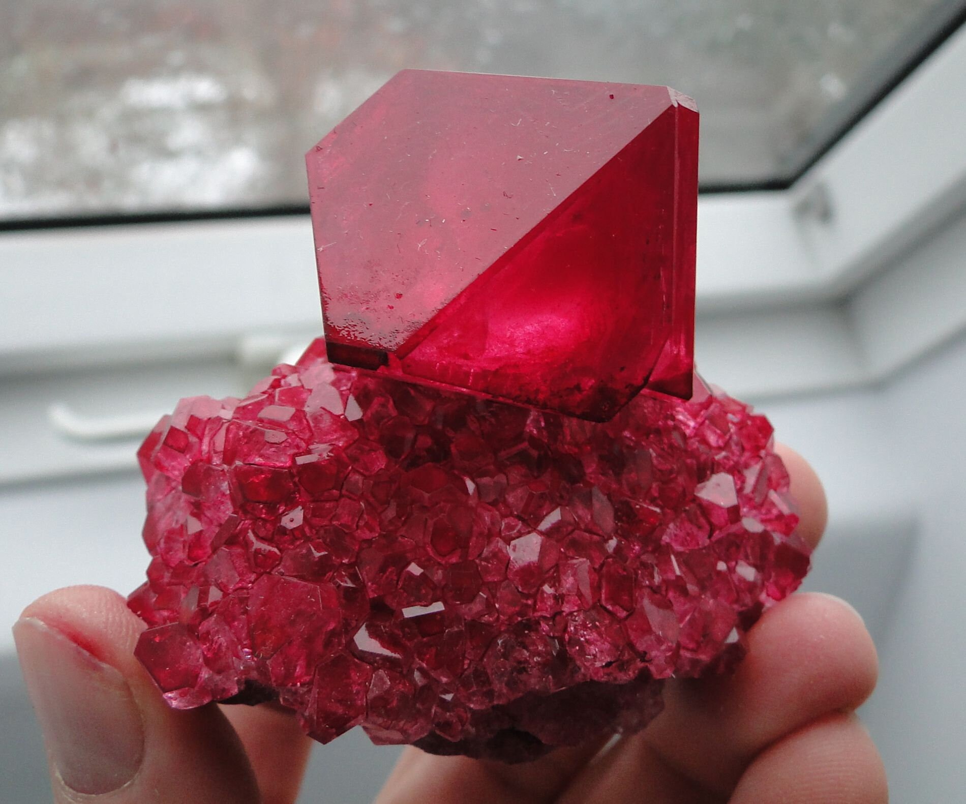 NEW Amazing - Top Luster Strawberry Red ALUNITE Crystal on MATRIX From ...