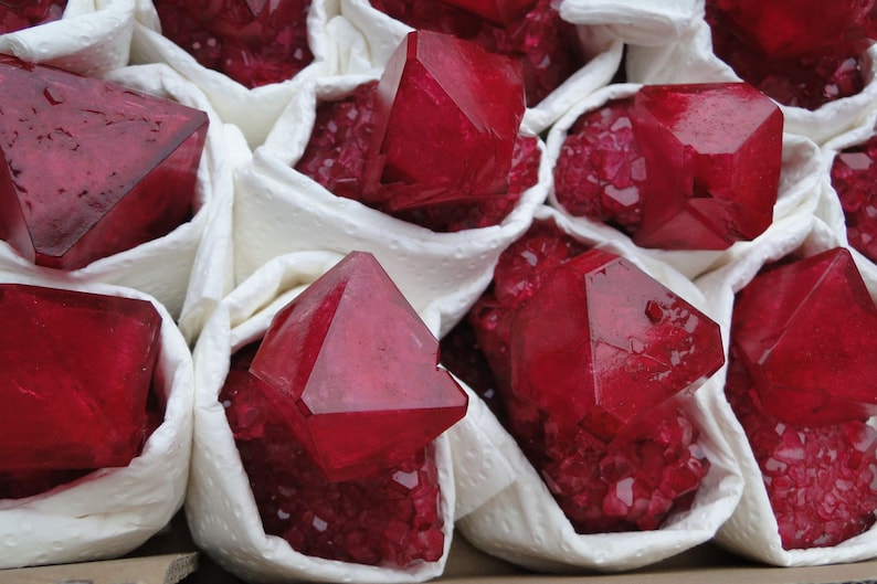 NEW Amazing - Top Luster Strawberry Red ALUNITE Crystal on MATRIX From ...