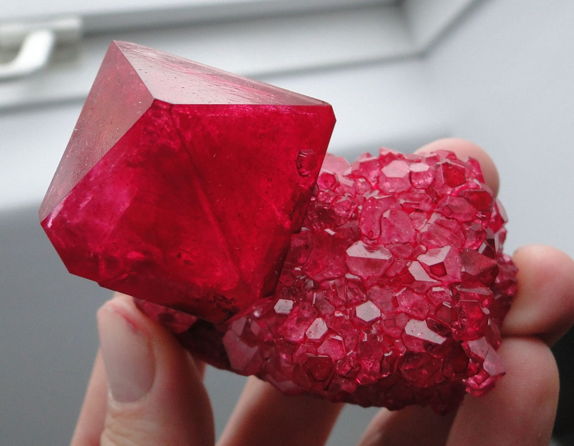 NEW Amazing - Top Luster Strawberry Red ALUNITE Crystal on MATRIX From ...