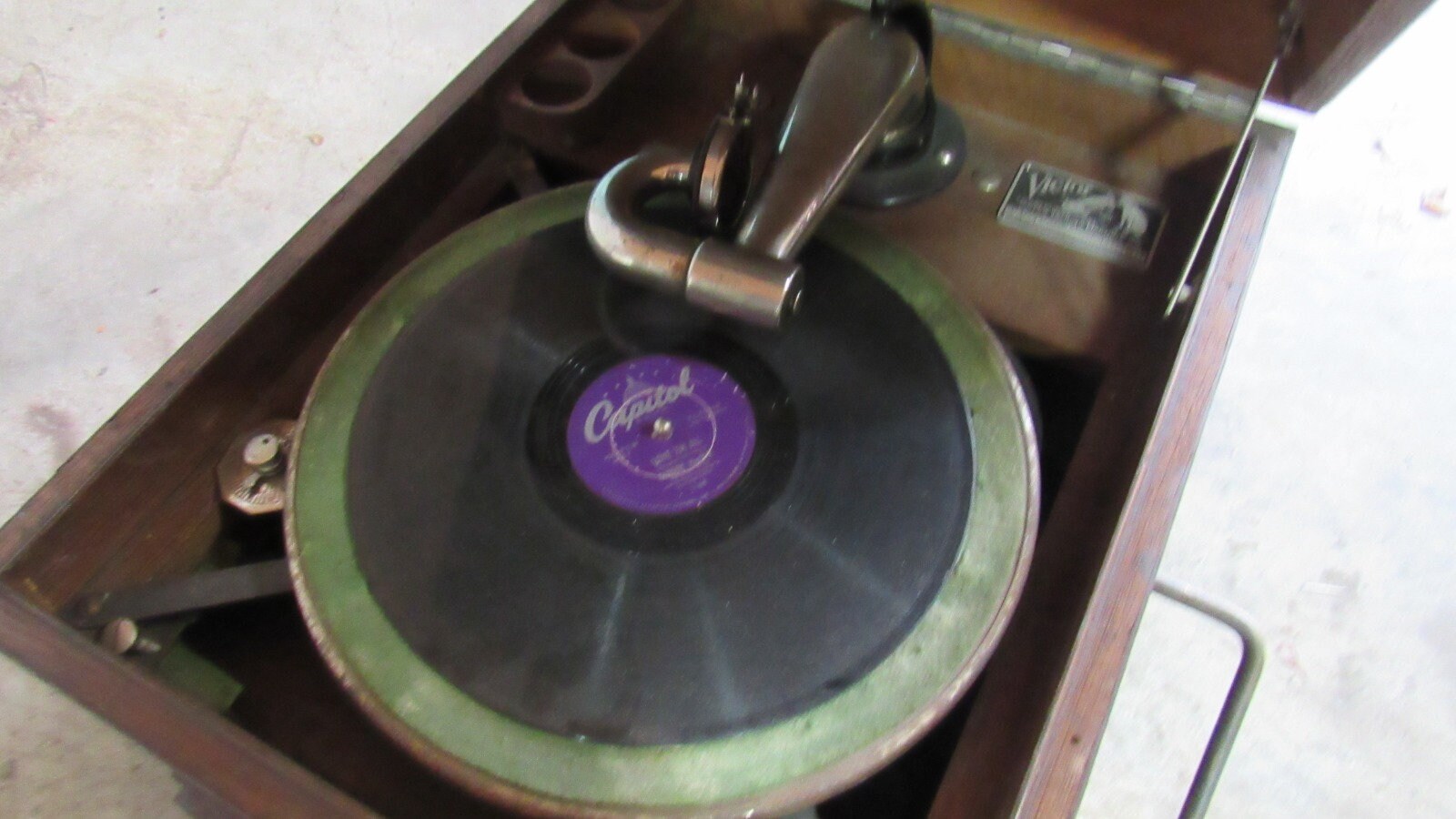 Victor Oak Victrola Music Box Antique Collectible Vintage - Etsy