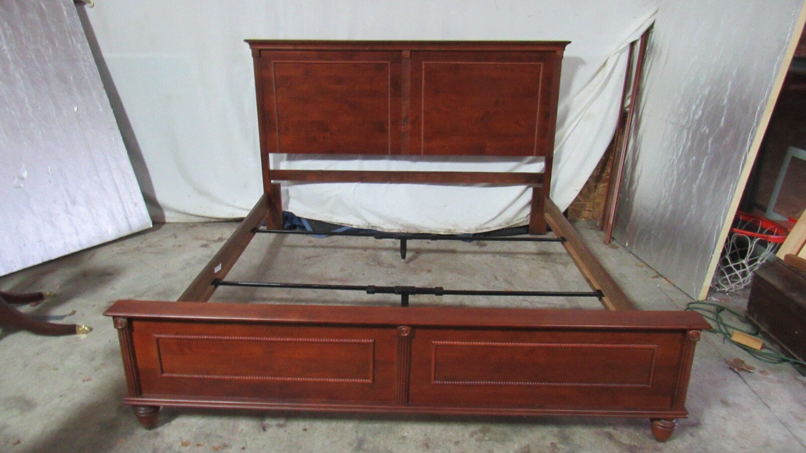 Kincaid Cherry King Size Bed Designer - Etsy