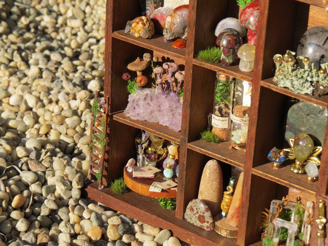 Miniature Witch House Dom Wiedźmy Kryształ Minerały WICCA - Etsy
