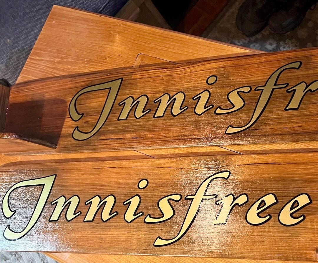 Antique Style Gold Lettering With Black Edging, Gold and Black Outline ...