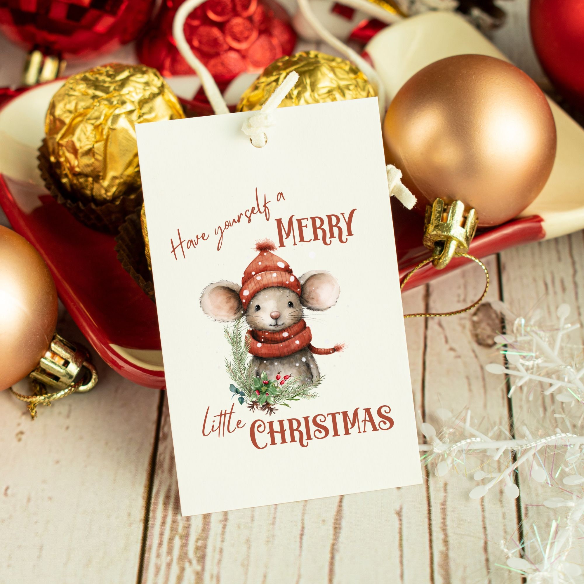 Christmas Mouse PNG and JPG; 300dpi, Traditional Holiday Aesthetic ...
