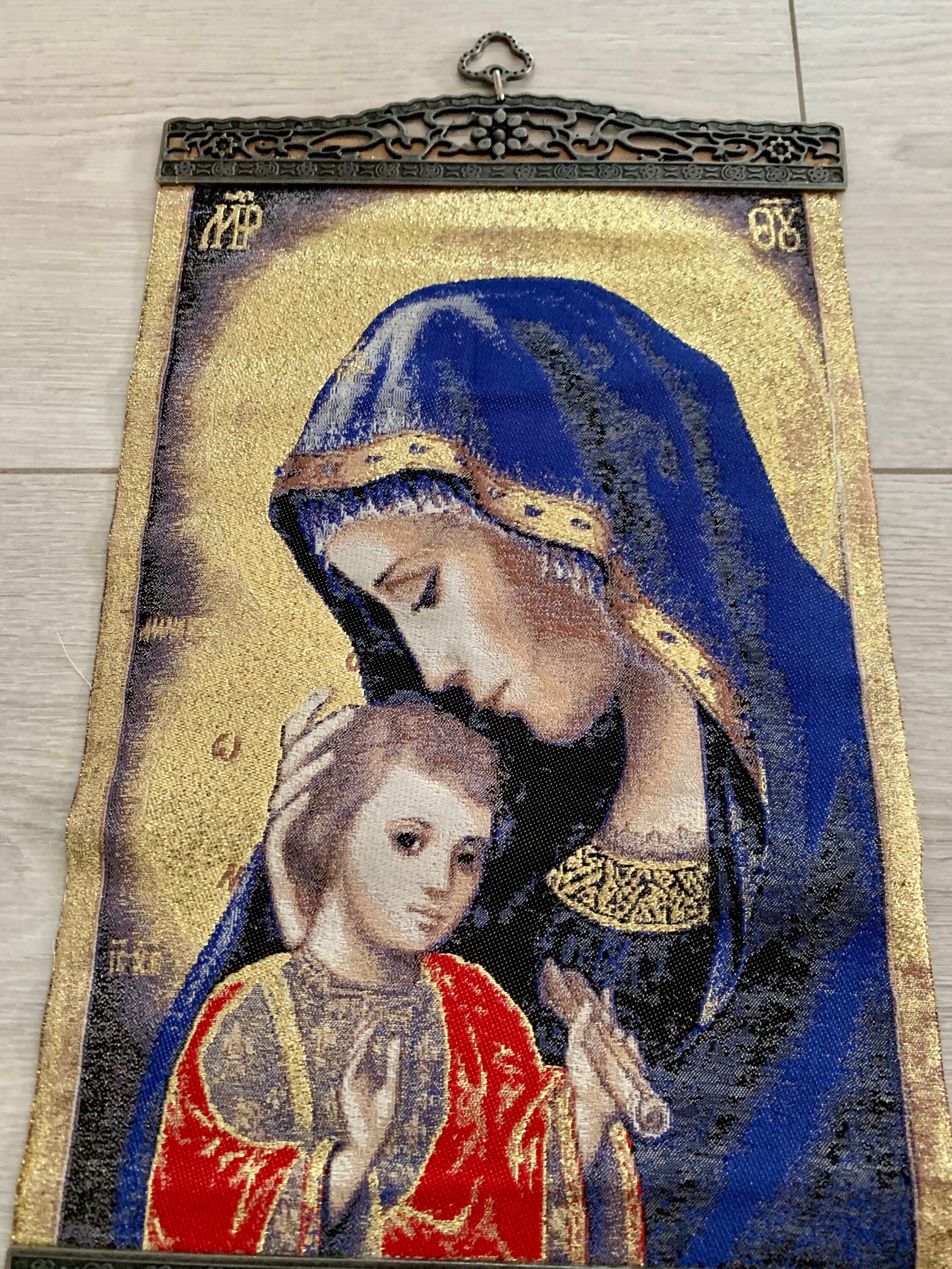 Our Lady Jesus Wall Tapestry Hanging Catholic Icon Madonna Child Gold ...