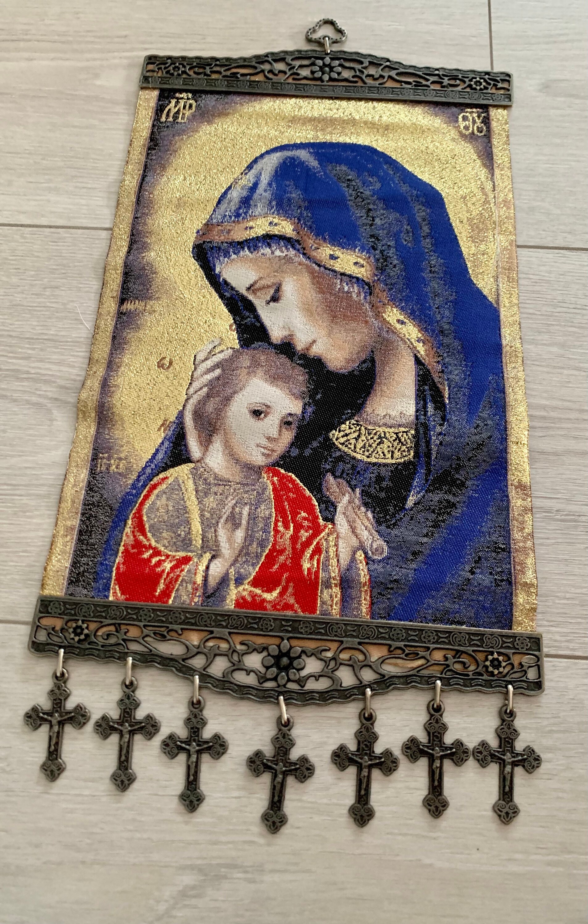 Our Lady Jesus Wall Tapestry Hanging Catholic Icon Madonna Child Gold ...