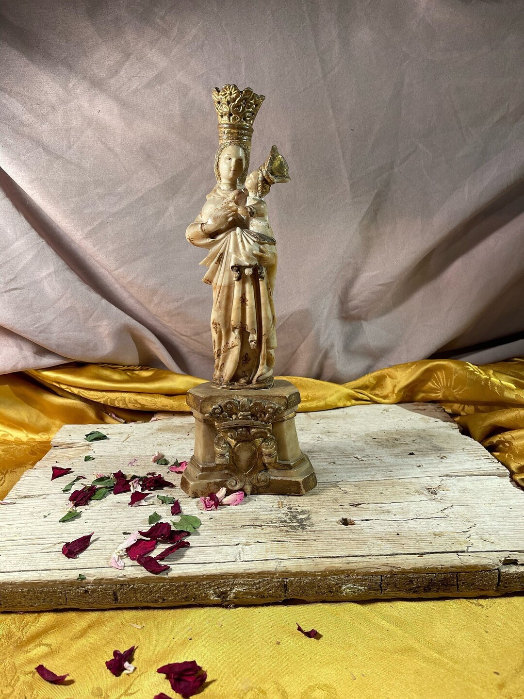 Ancient Alabaster Marble Statue Most Likely Dating to the End of the ...