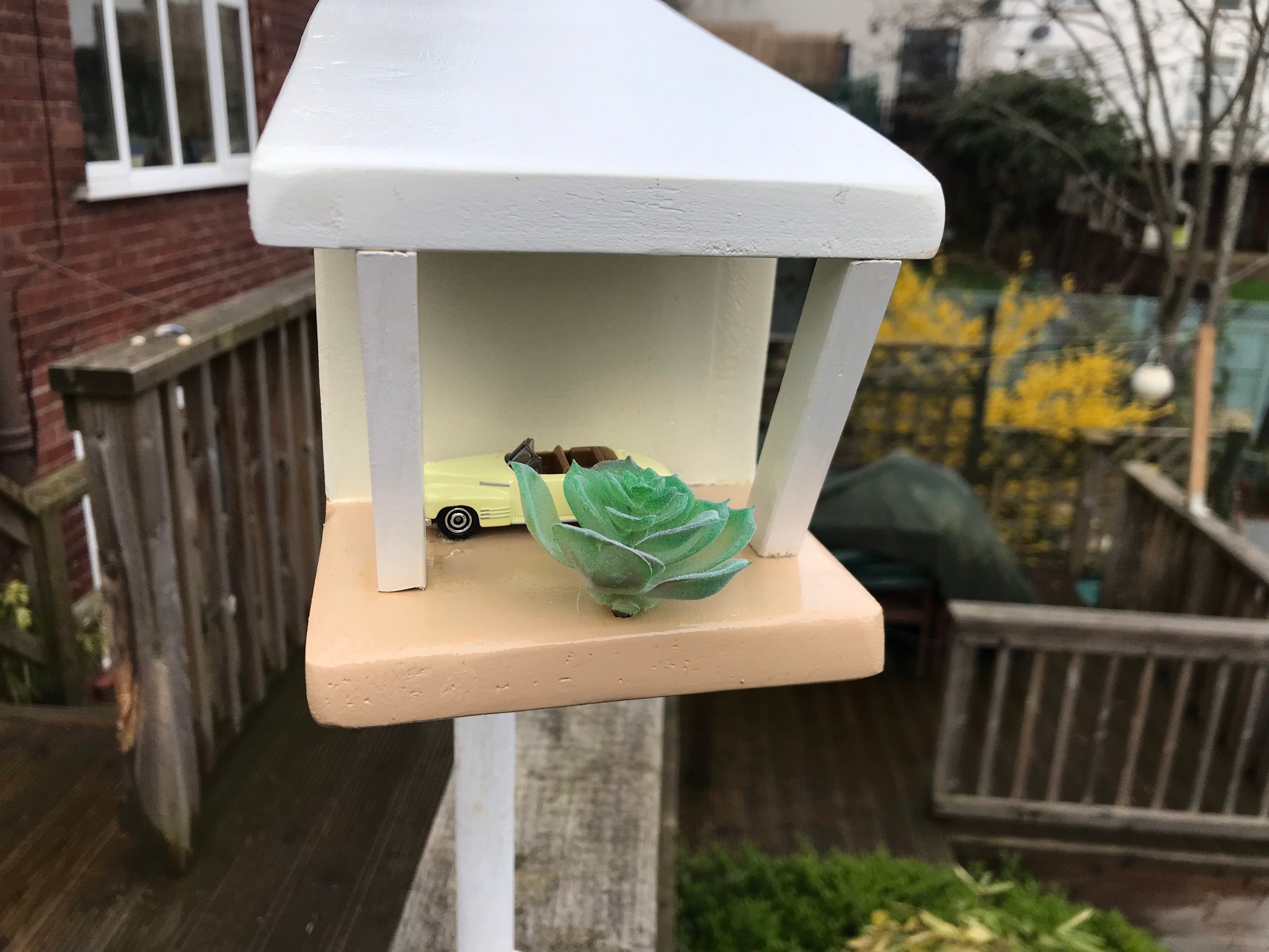 Mid-century Modern Palm Springs Style Birdhouse With a Laser Cut Screen ...