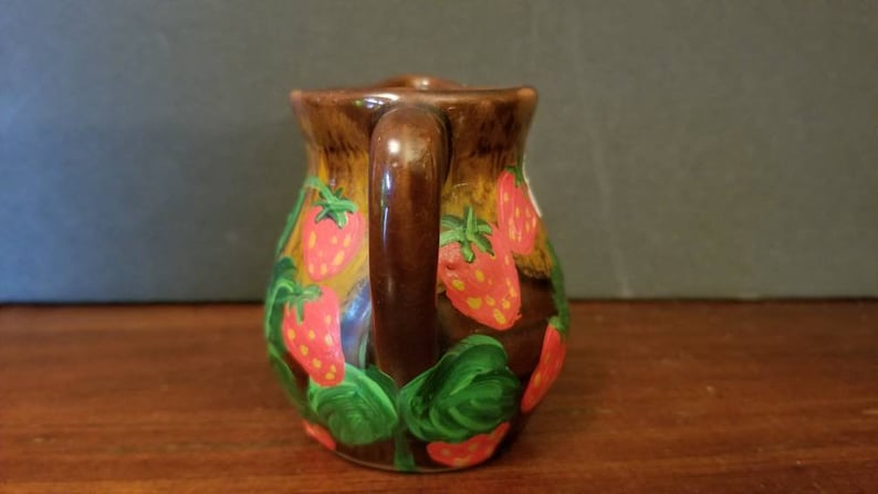 Vintage Strawberry Pottery Pitcher Creamersyrup Farmhouse - Etsy