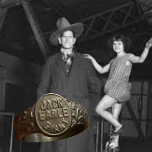 Antique Giant Ring, Giant, Jack Earle, Circus, Sideshow, Tallest Man ...