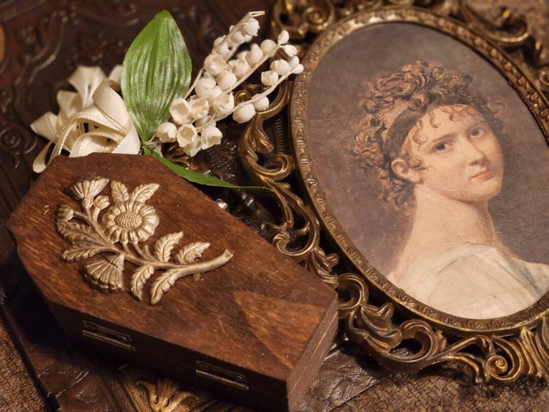 Antique Casket Pin Coffin, Tiny Coffin, Casket Decoration, Vintage ...