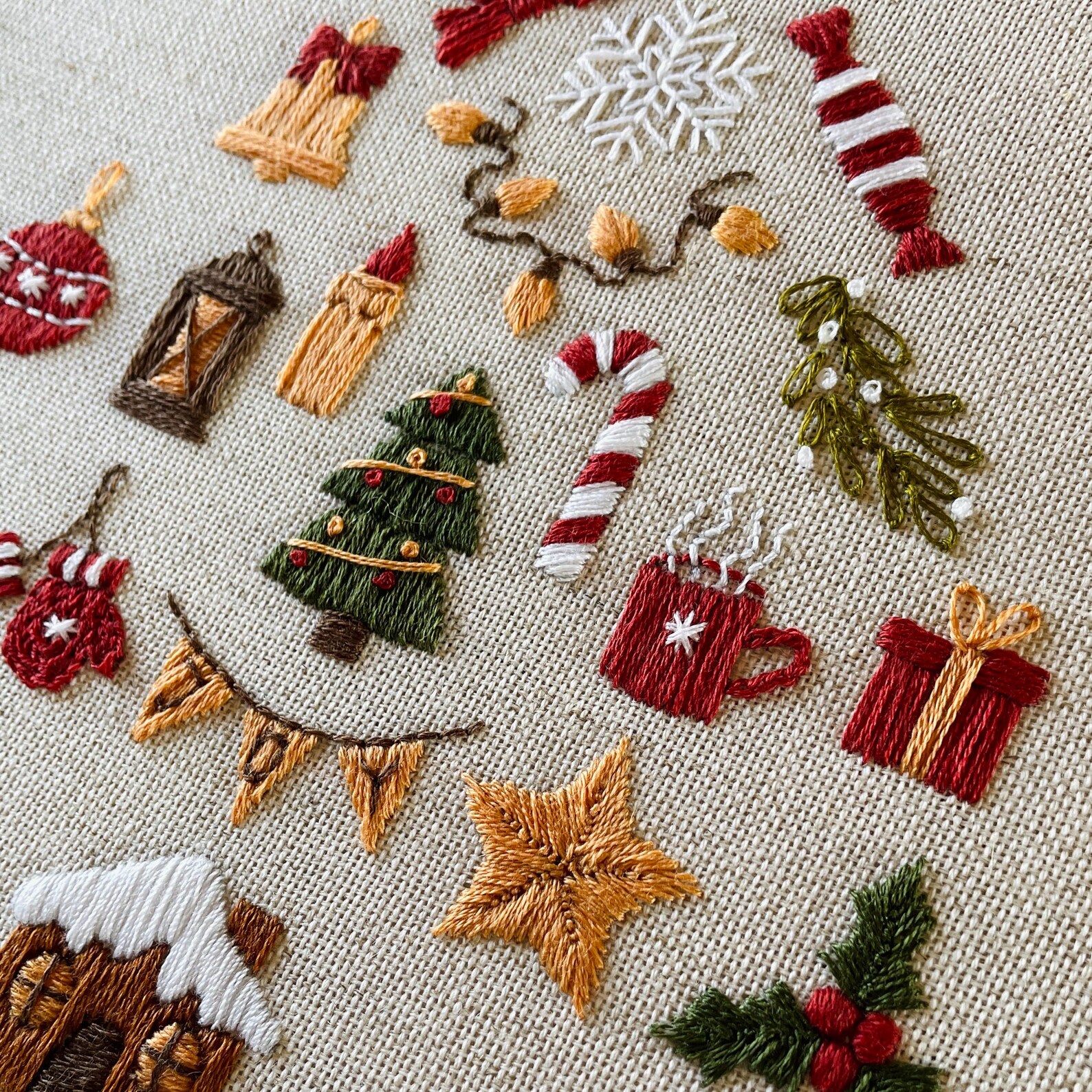 Christmas Tree Embroidery Pattern, Festive DIY Elements Sampler Design ...
