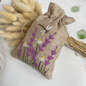Small Pouch Design DIY Hand Embroidery, Wildflowers Embroidery Pattern ...