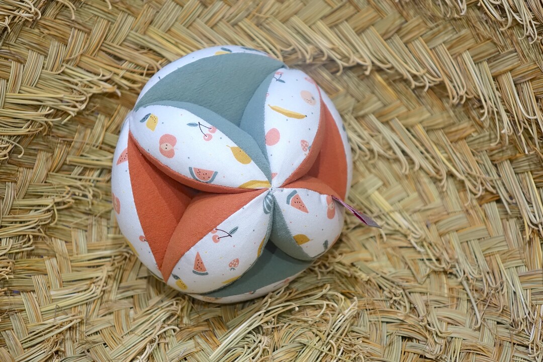 Takane Ball, Cloth Ball, Montessori Baby Toys, Sensory Baby Toy, Gender ...